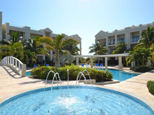 The Atrium Resort » Pool