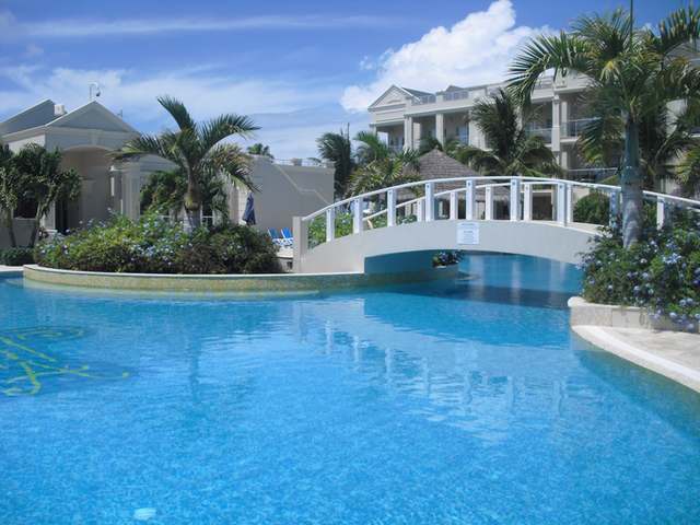 The Atrium Resort » Pool